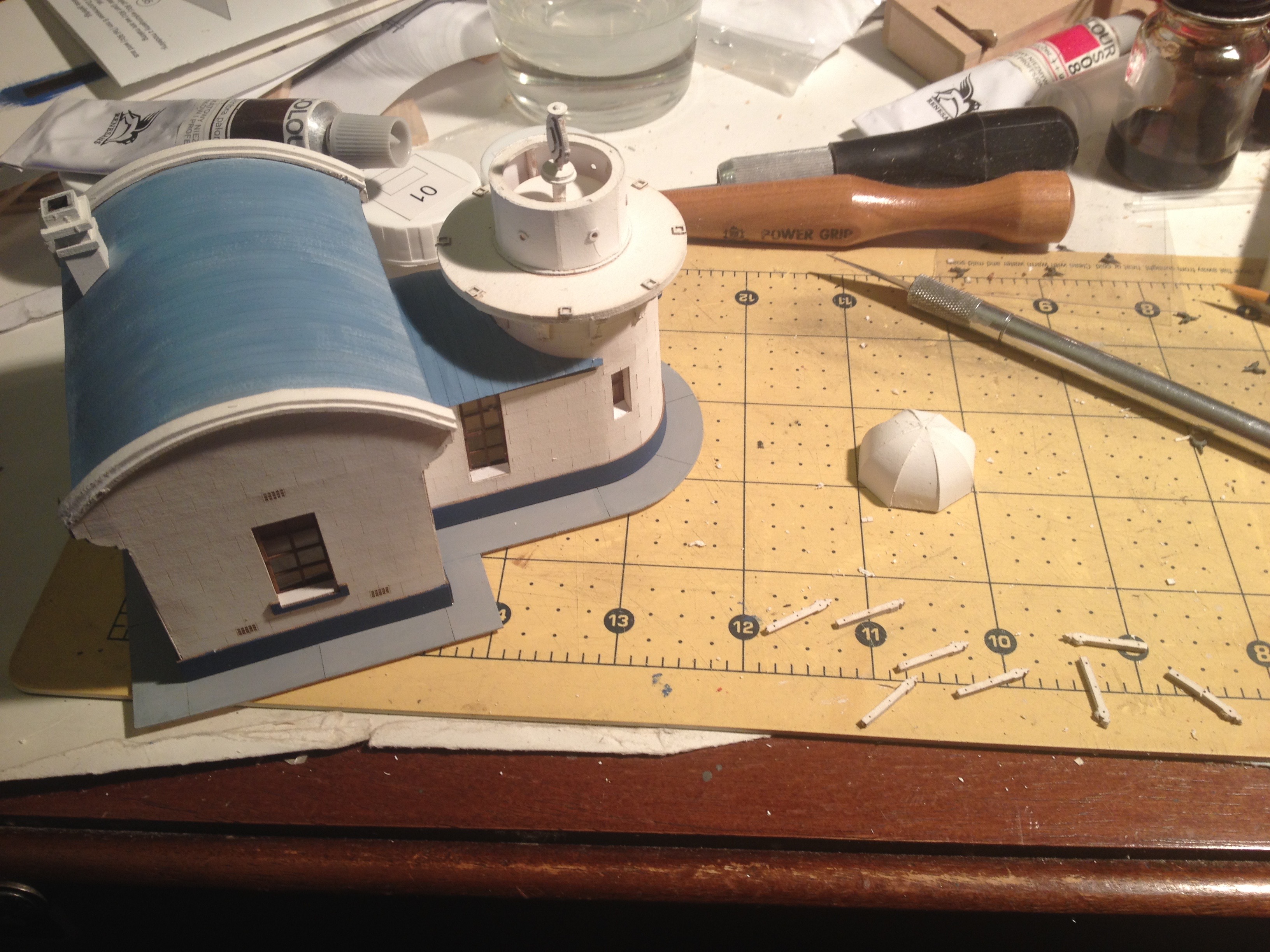 The Crowdy Head Lighthouse – A Shipyard Card Model, Part 2 | Ages of Sail